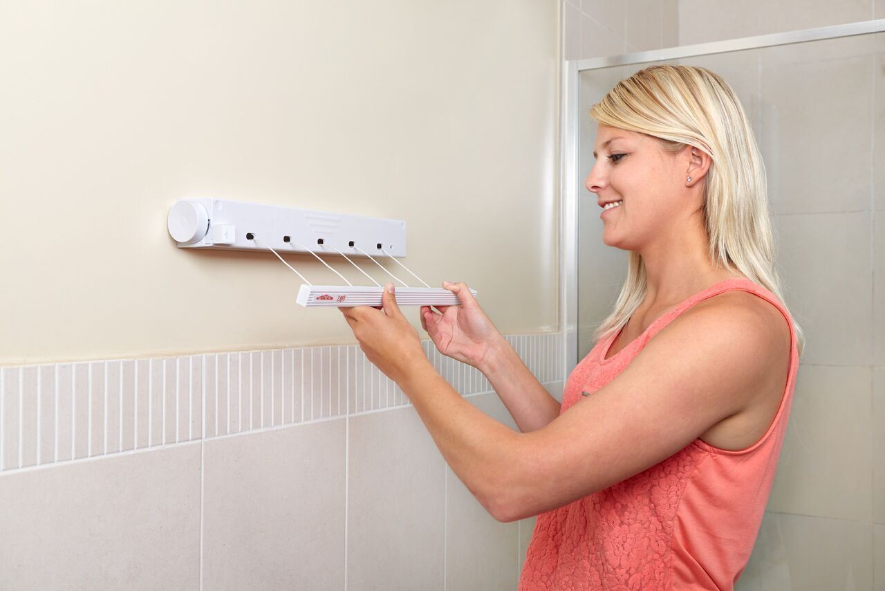 Retractaline. Zippy Retractable Clothesline