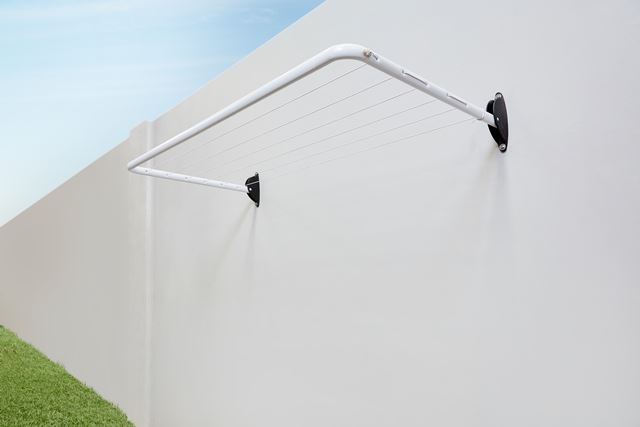 Retractaline. Swingline Small folding Frame Clothesline